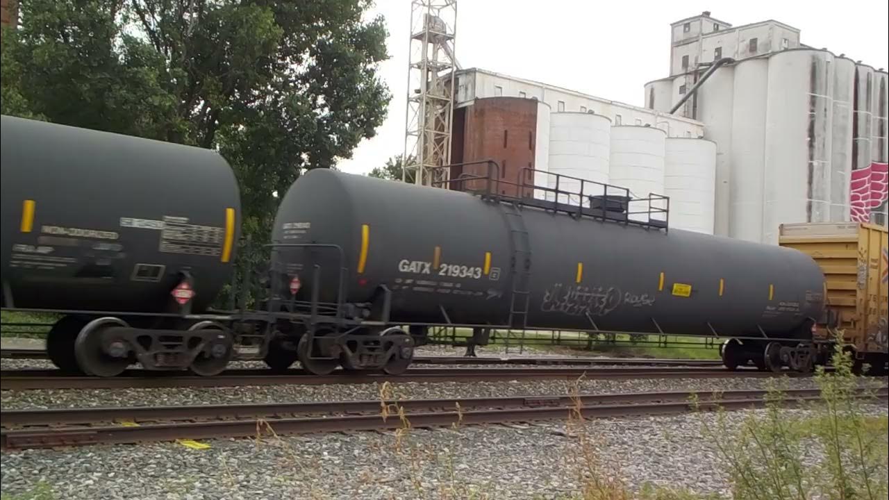 CP 9732 w/CPKC 260 manifest 7/4/24 - YouTube