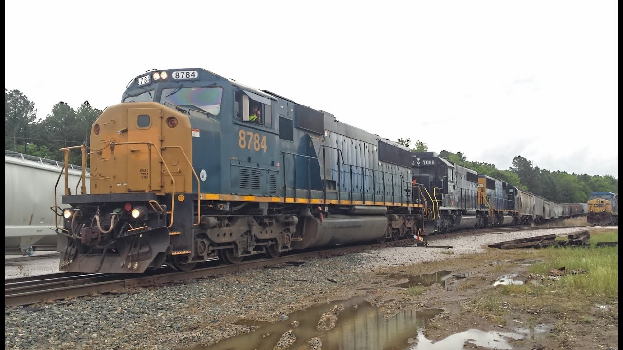 L&C Train 12 With L&C Leader 8784 At Chester SC On The L&C & CSX ...