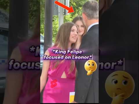 Rare sweet moment: Sofía & King Felipe @PixieHollow- #infantasofia #shortvideo