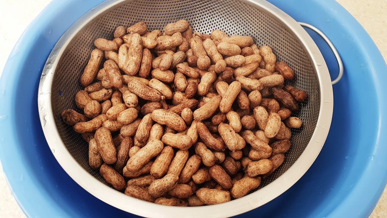 Boiled Groundnuts, Boiled Peanuts | Flo Chinyere - YouTube