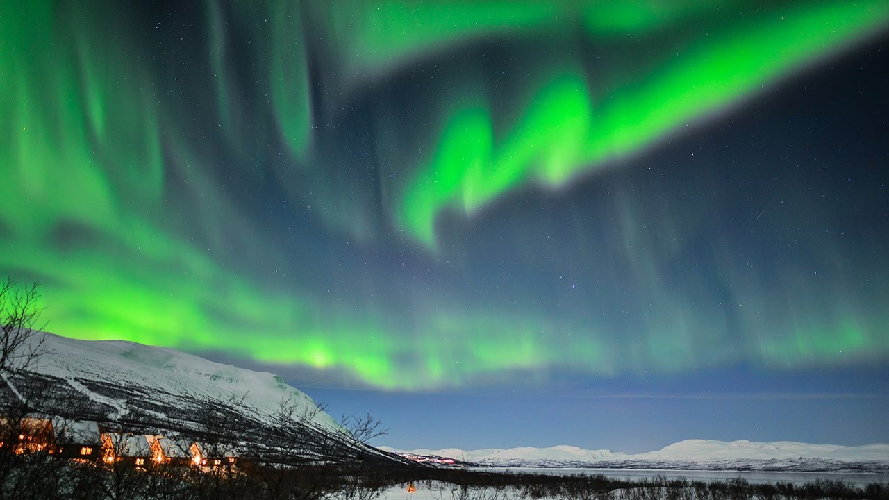 Lights Over Lapland real time aurora webcam - YouTube
