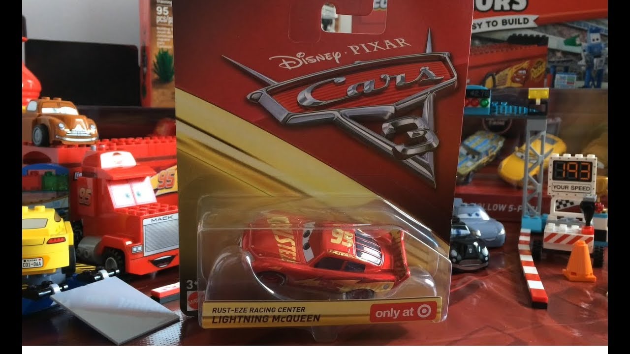 Cars 3 Rust-Eze Racing Center Lightning McQueen Diecast - YouTube