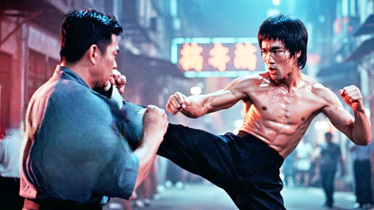 Bruce Lee's Only Real Street Fight Ever Recorded! (FULL FIGHT) - YouTube