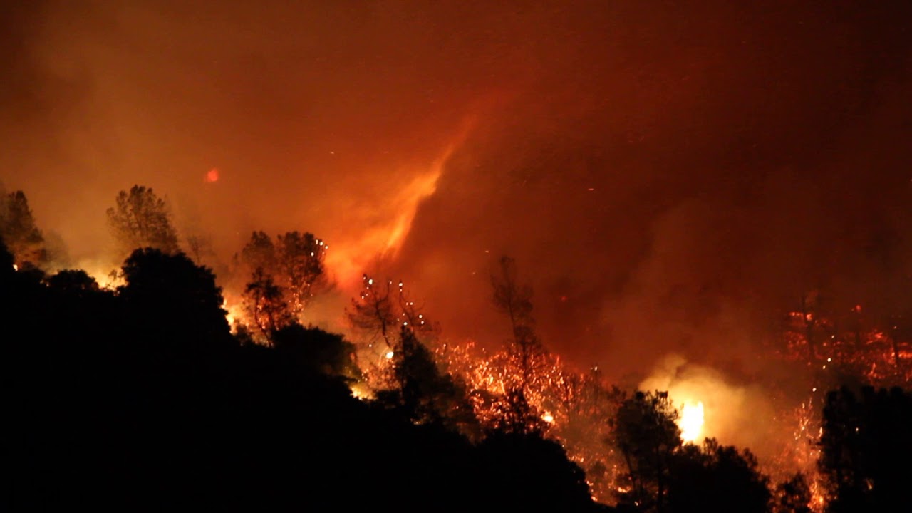 Huge Fire Tornado (Redding Carr fire 2018) - YouTube