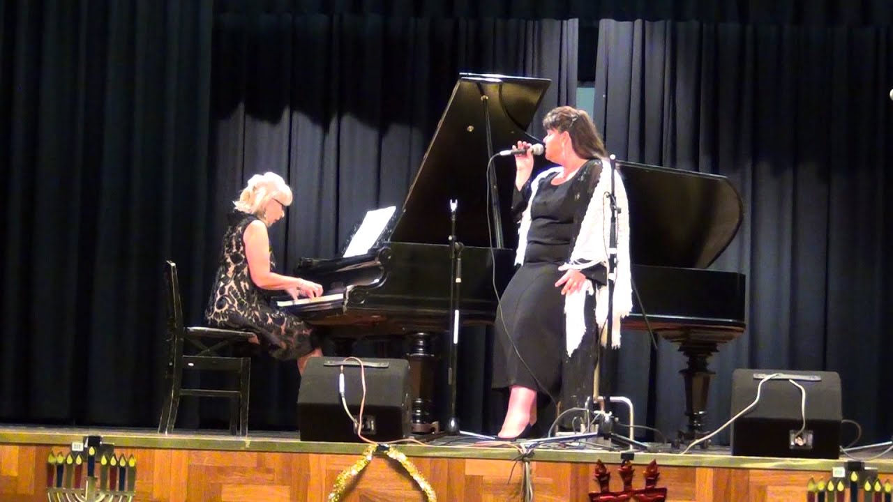 Historia de un amor by Anna Maria Colasanto , Purim Celebration - YouTube