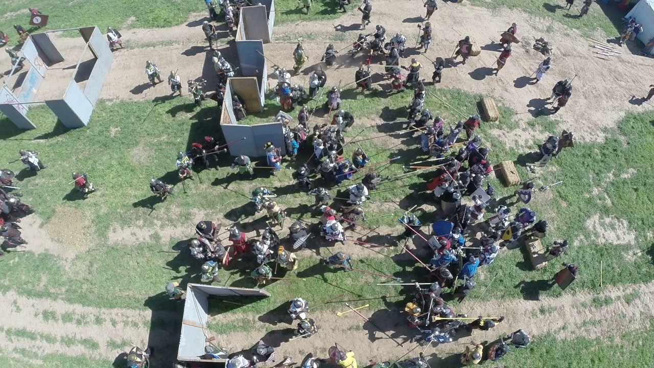 Estrella War XXXIII - Castle Battle 25th - YouTube