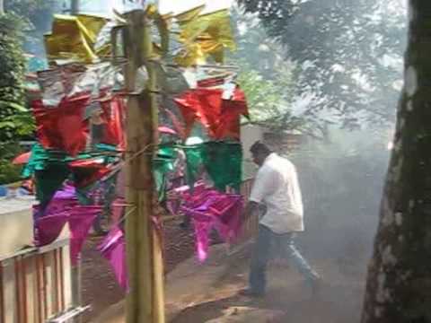 Irinjalakuda Pindi perunnal 2010 Ambu Procession Gandhigram - YouTube