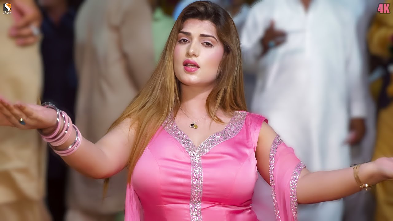 Dhola Sanu Chorya Haai Kachi Sharab Wango | Urwa Khan Dance Perofrmance ...