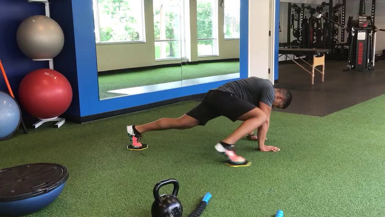 Slider spider man plank - YouTube