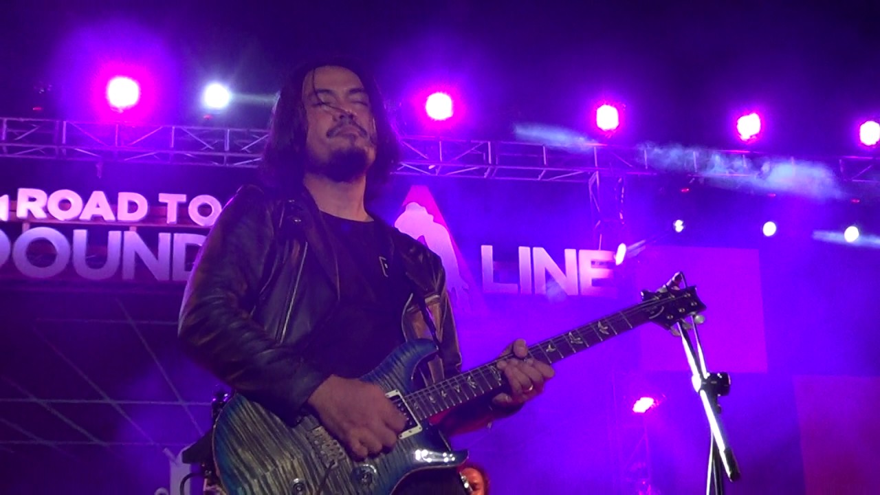 Lolot - Ngugut Jeriji - Live Road To Soundrenaline Bali 2017 - YouTube