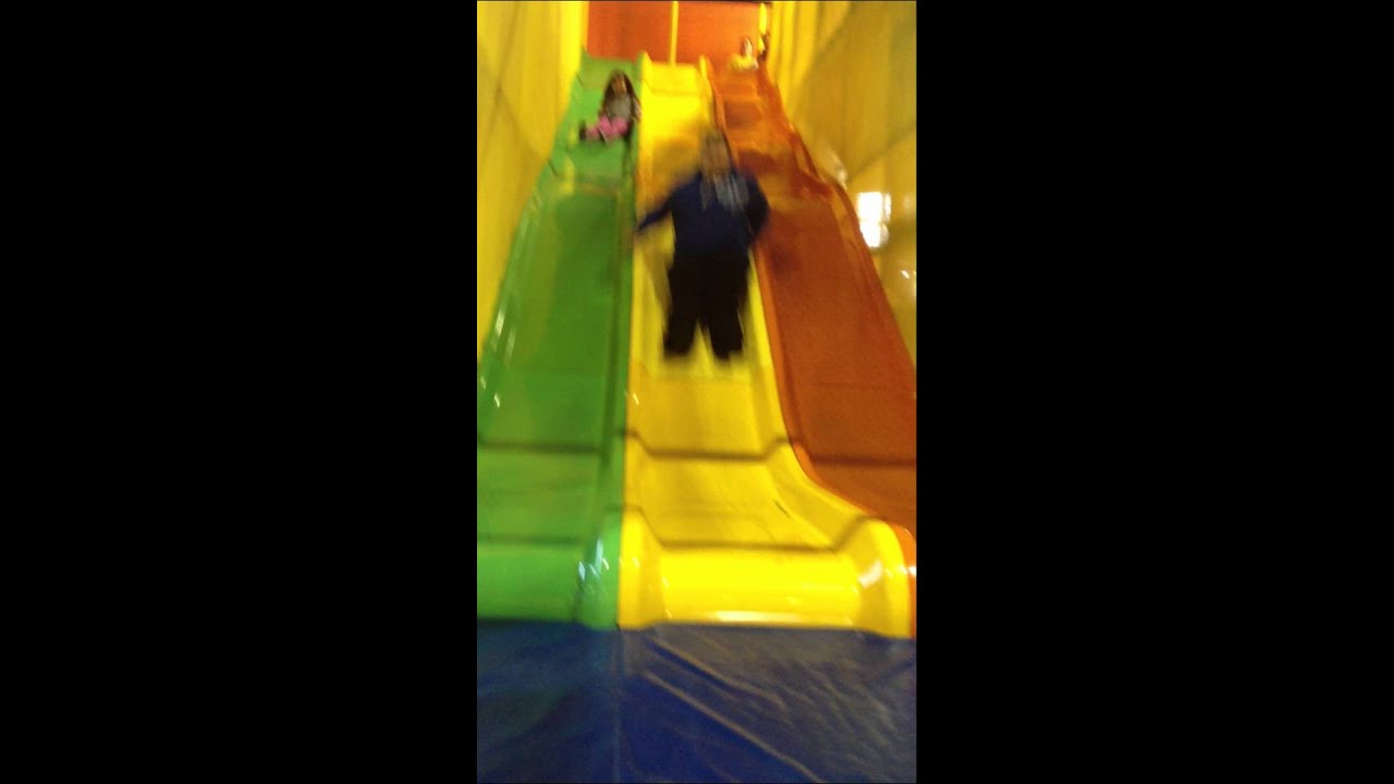 Funny kid on slide - YouTube