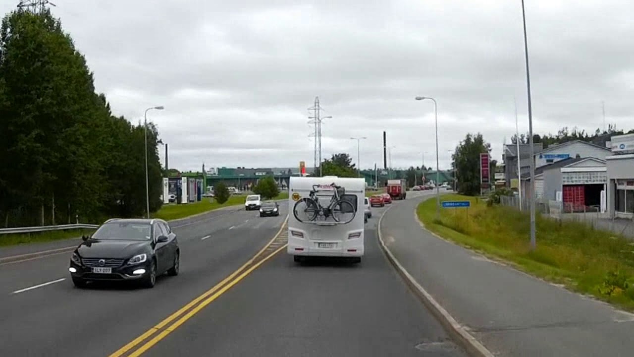 Kiitolinja punaisia päin - YouTube