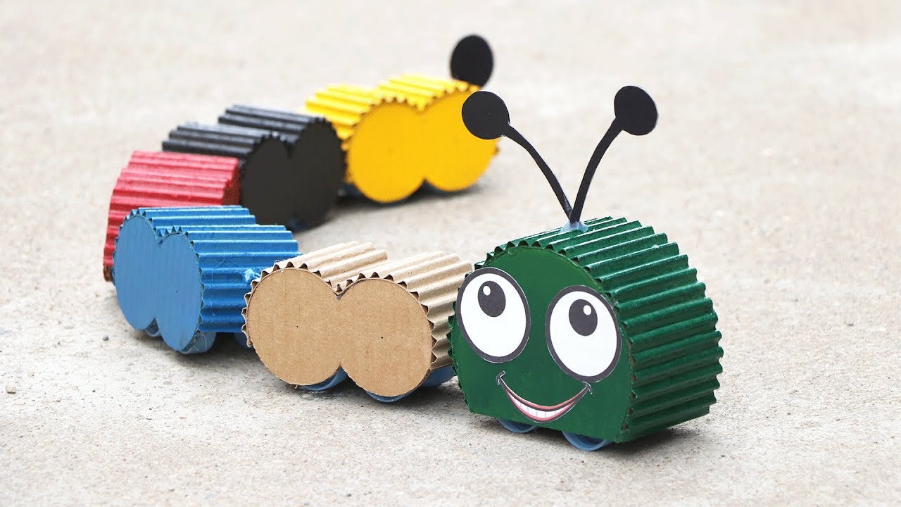 How to Make Unique Thomas Worm Train - YouTube