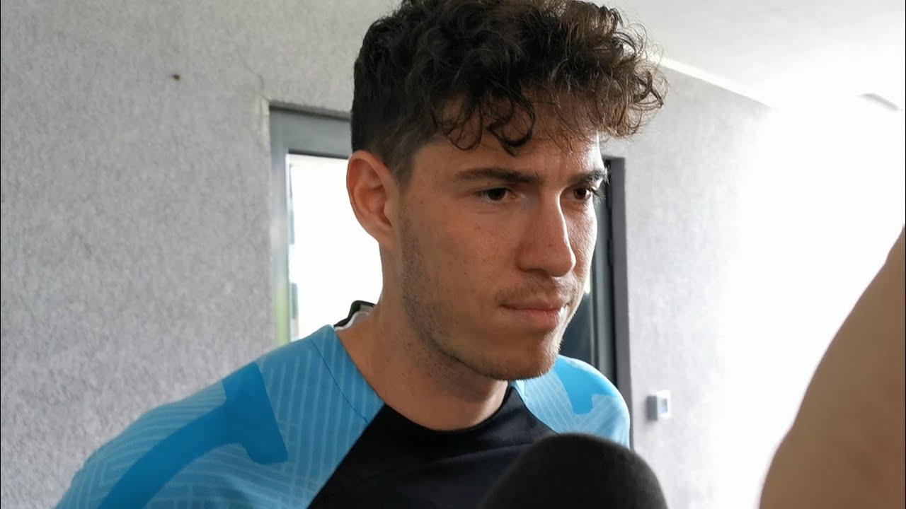 Alessandro Bastoni in vista di Manchester City-Inter nel Media Day ad ...