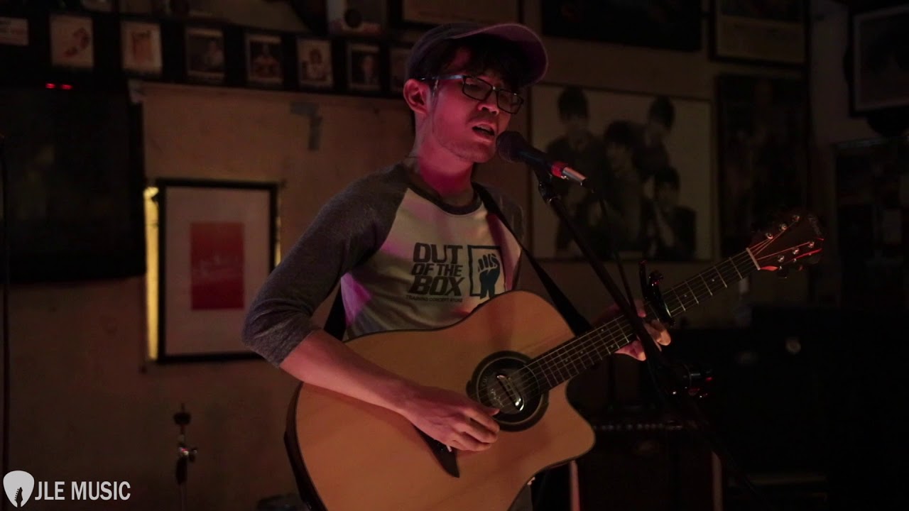 Hannah + Gabi at What Happens to a Dream? Launch - YouTube