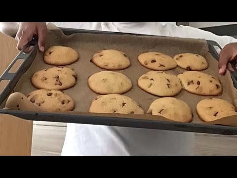 Baking Cookies!🍪 (Relaxing) - YouTube