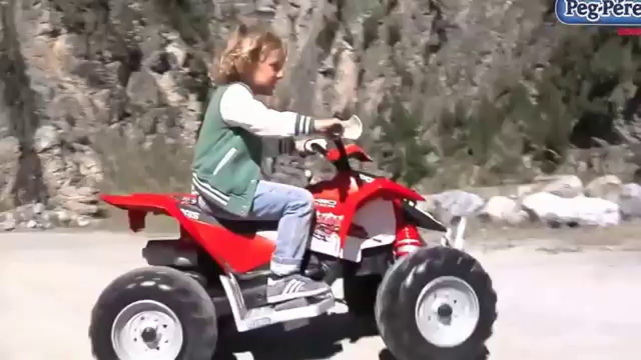 Peg Perego Polaris Outlaw quad na akumulator - YouTube