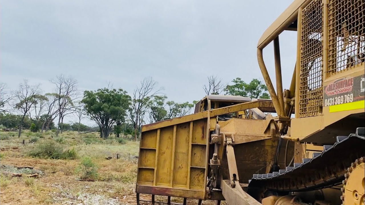Bulldozing trees out in the outback Ep. 32 - YouTube