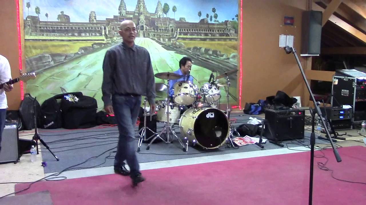 Dallas Monorom band-Mary &Lena, lam leav song - YouTube