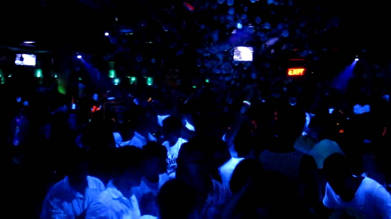 status club kardamena kos glow party 2010 jaye walker - YouTube