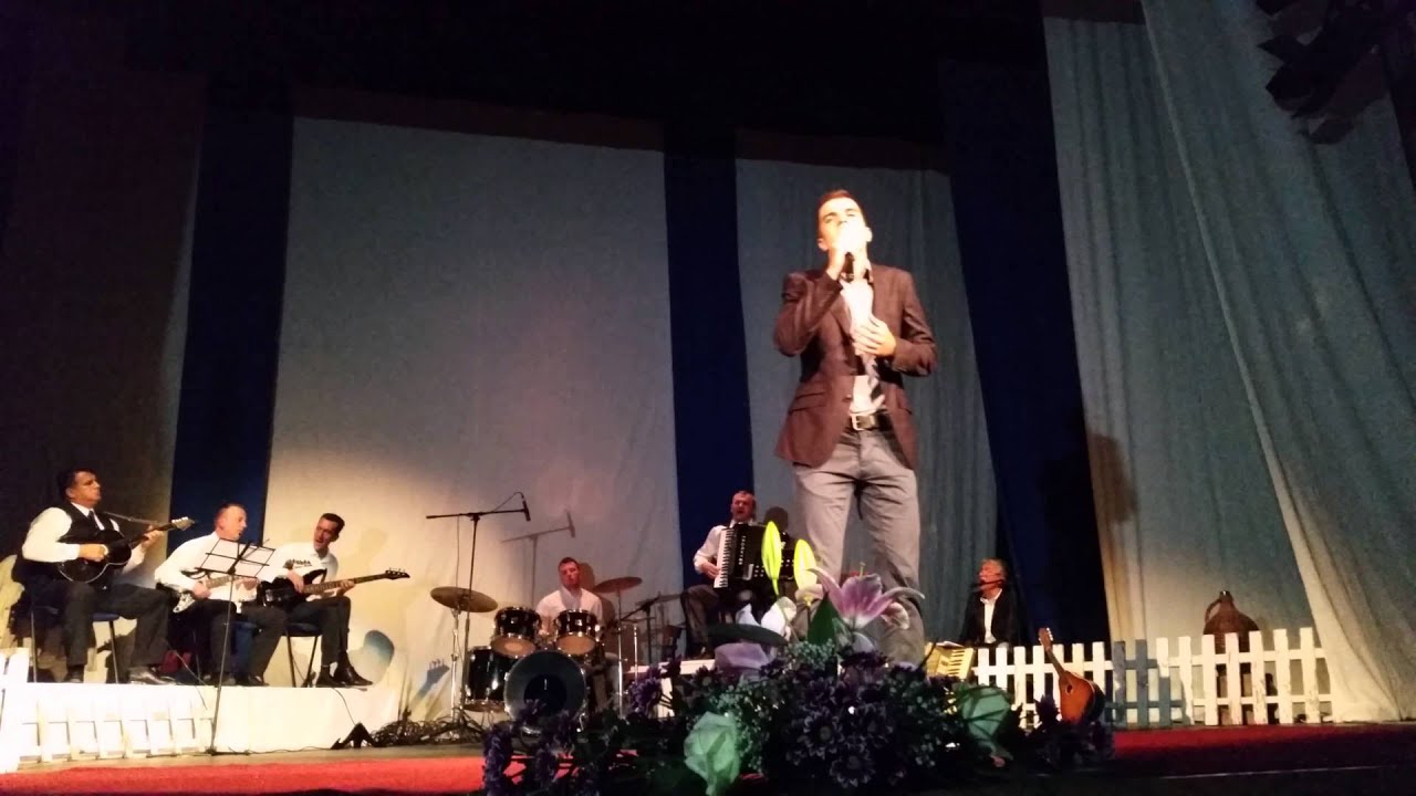 Kad ja pođoh na Bembašu - Armin Mulić - YouTube