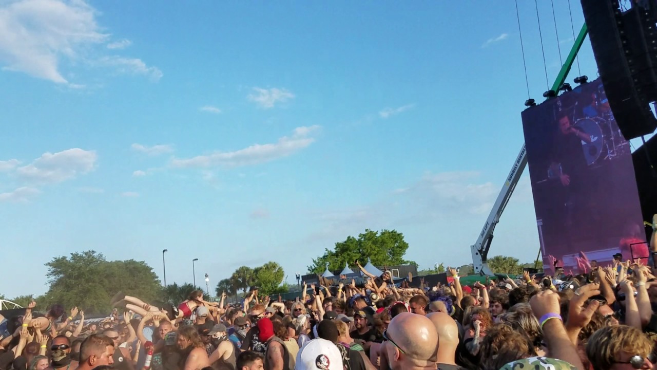 Crowd surfing - YouTube