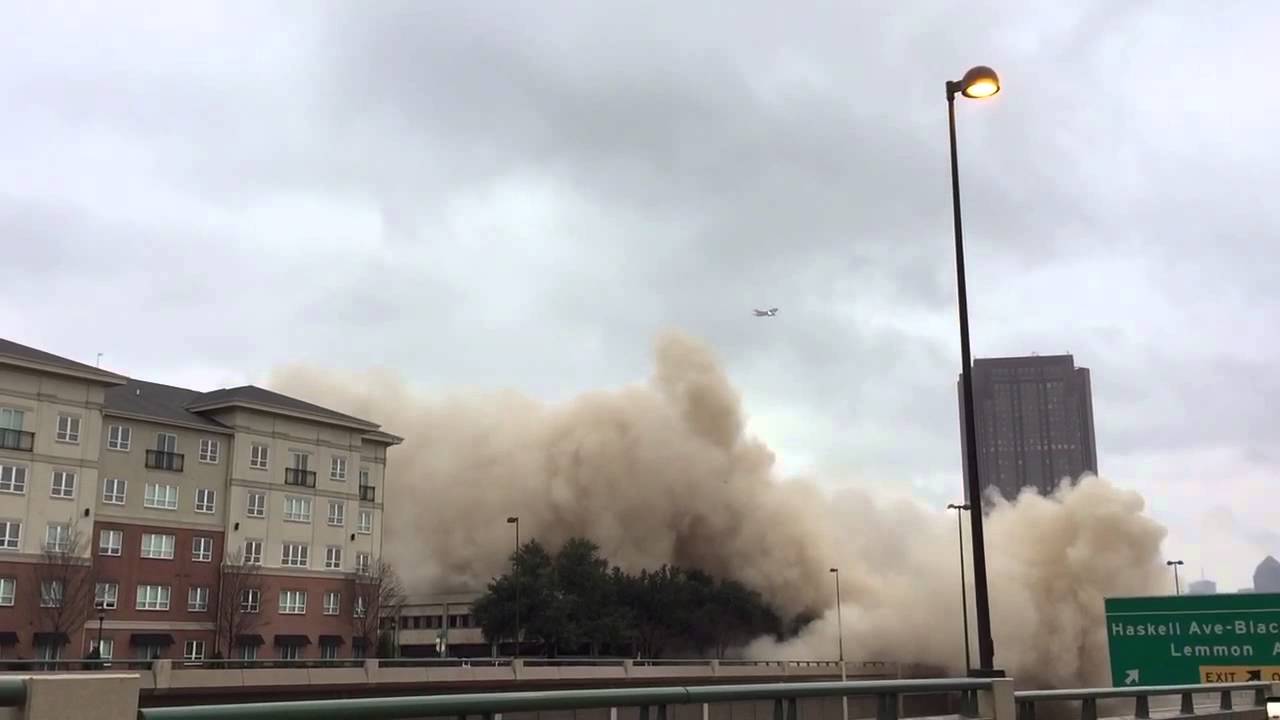 The Xerox Building Implosion in Dallas - YouTube