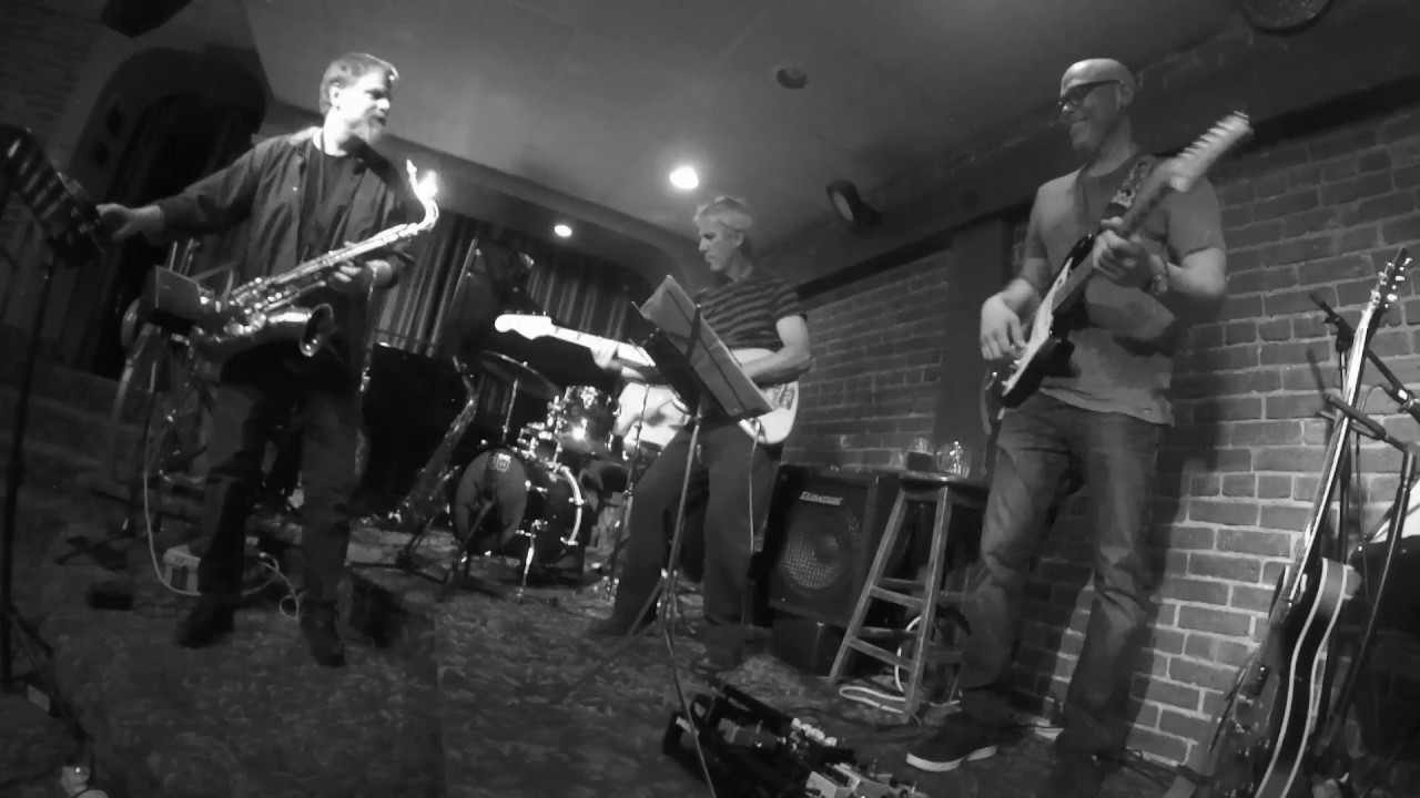 PETER DOWSE "dynamite" SOLO - YouTube