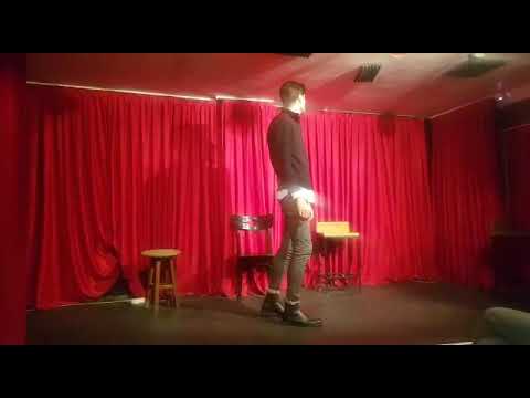 Oyunculuk Dersinde , HAMLET tirad çalışması ( Kılçık Atölye -Eğitmen -Cenk Tunalı)