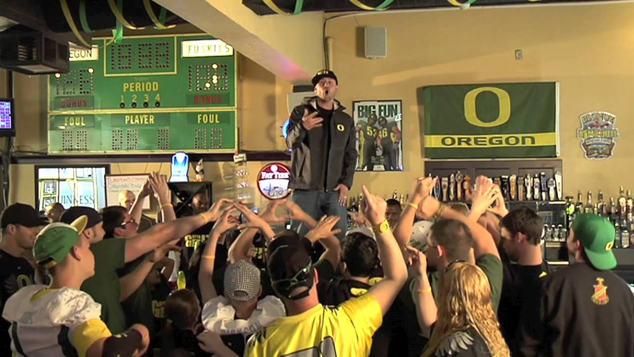 Gotta Get It - Oregon Ducks Song - XILE - YouTube