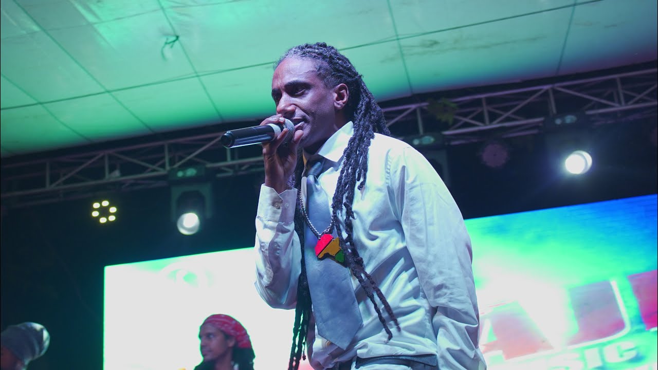 ሐይሌ ሩት | Haile Roots - ላይቻል የለም | Laychal Yelem Live show in Hawassa ...