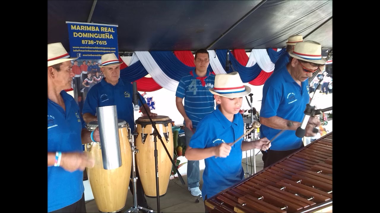 Marimba Orquesta Real Domingueña "Popurri de Boleros" - YouTube