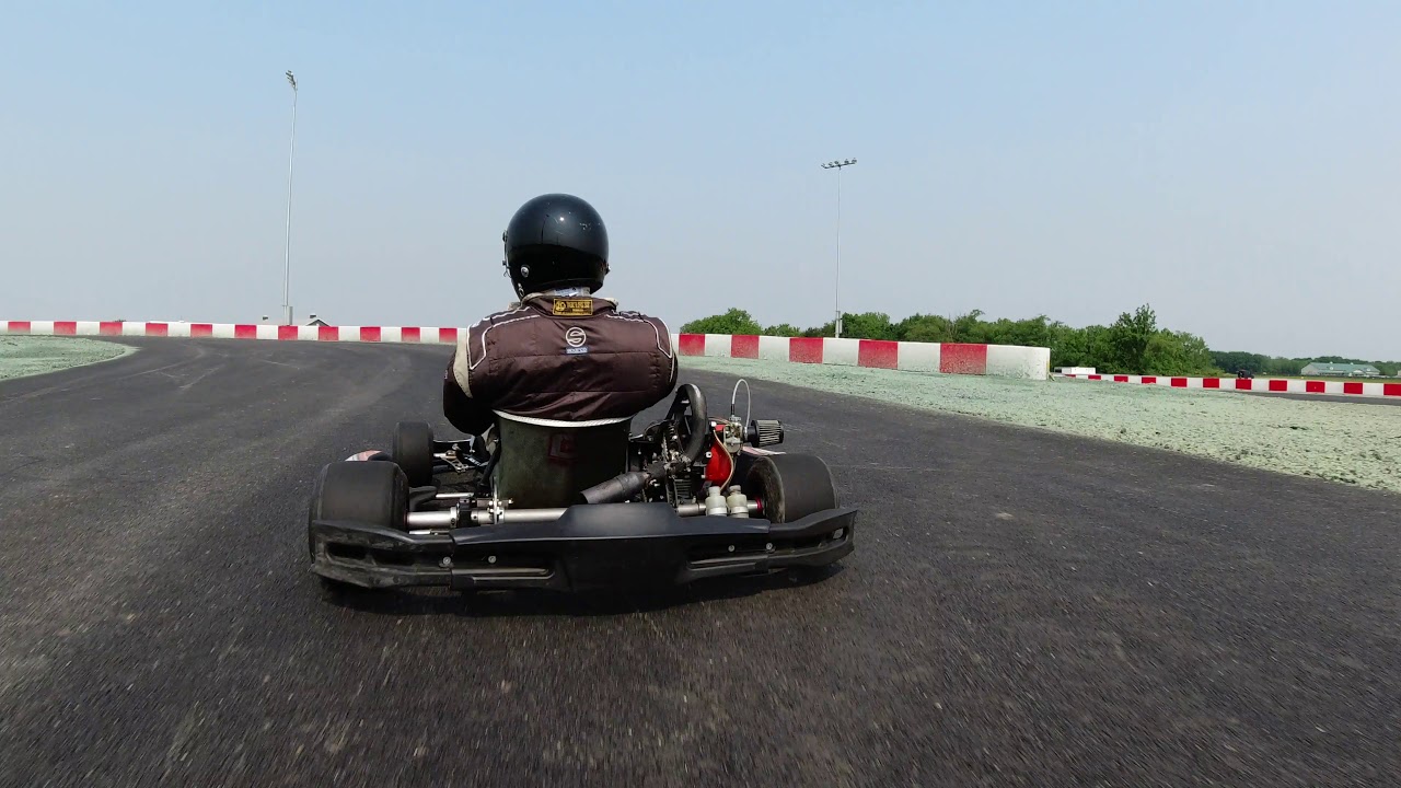 First laps on new Autobahn Kart Track - YouTube