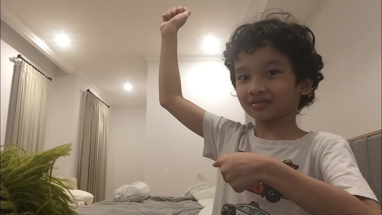 boooooooooooooooooo - YouTube