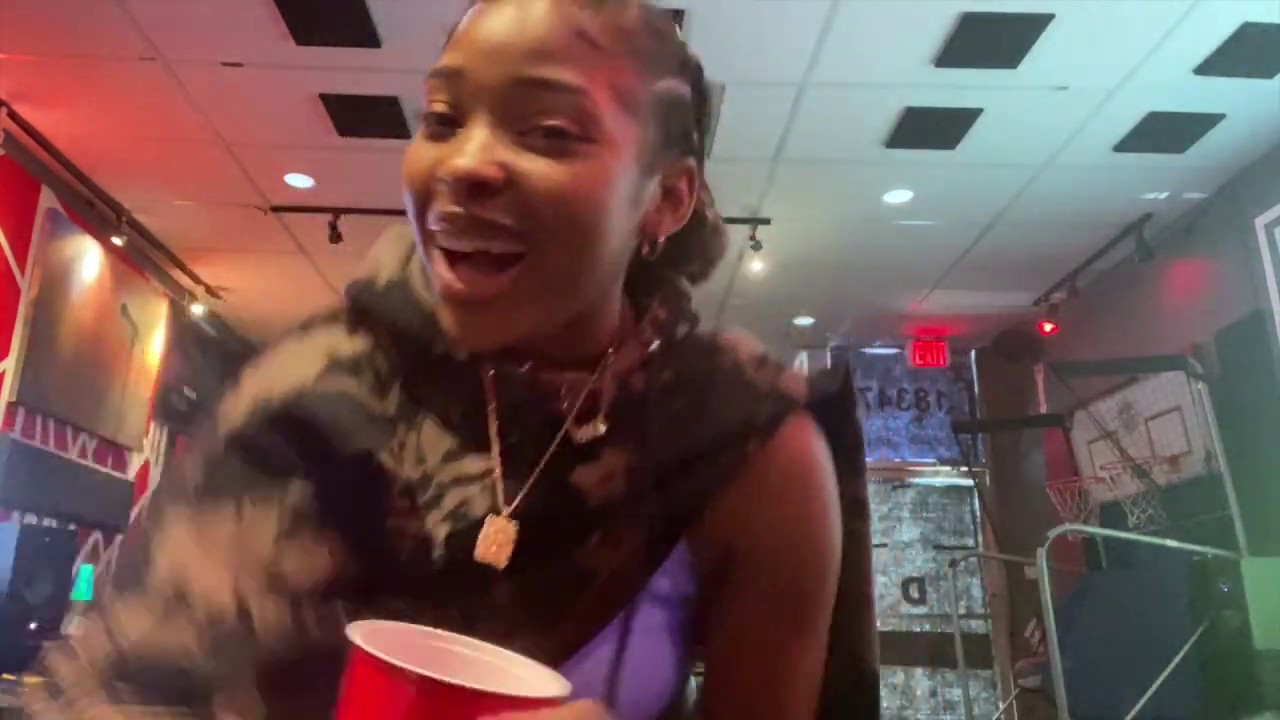 DAY IN THE LIFE OF A FEMALE RAPPER: First Studio Vlog!! - YouTube