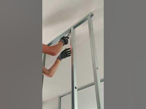 Comment fixer les RAILS et les MONTANTS pour le PLACO - YouTube