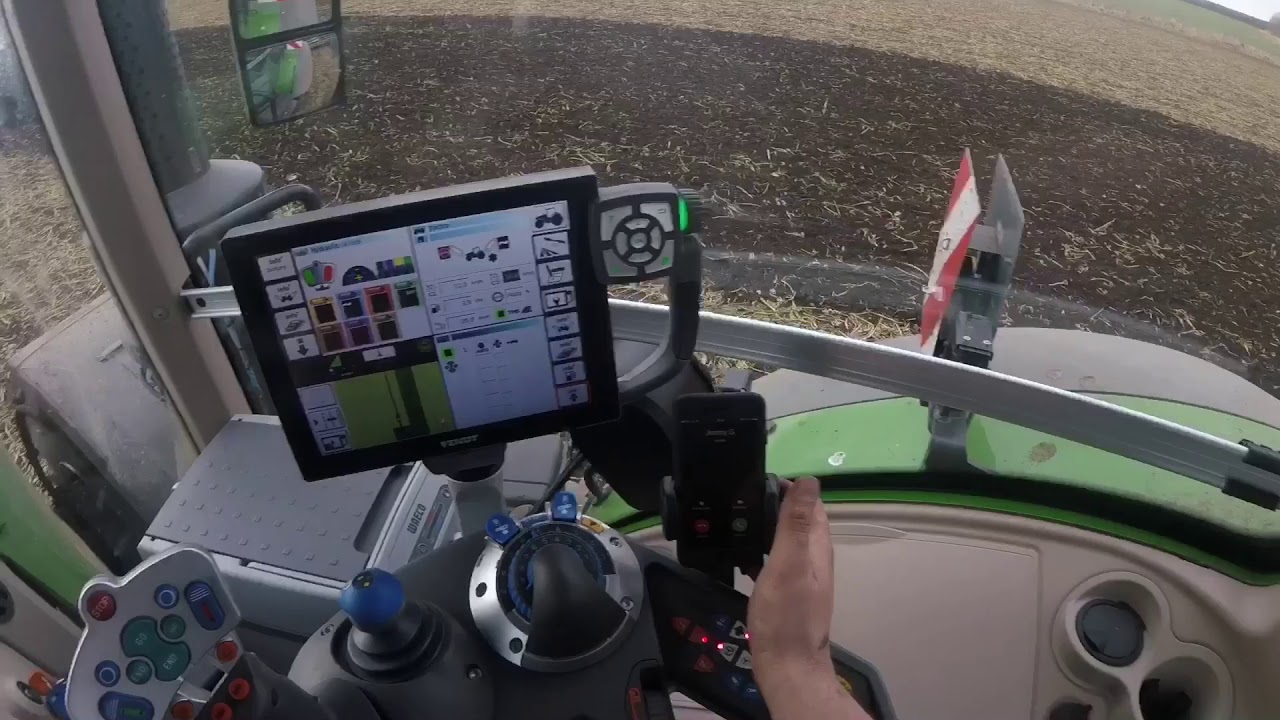 Fendt 1050 *in cab* working down organic mustard - YouTube