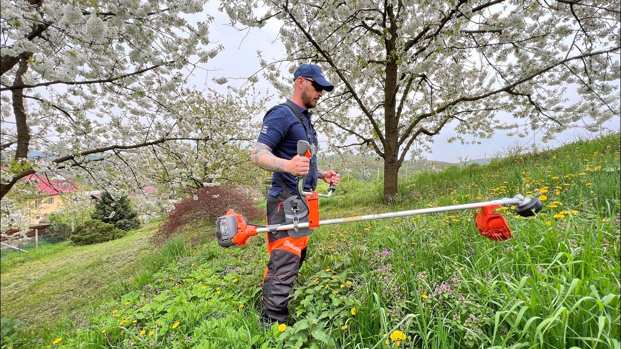 Cutting fresh grass for the first time with Husqvarna 535 RX ...