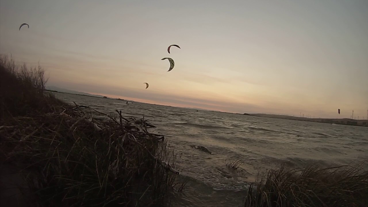 Sunset Kitesurfing Rio Vista - YouTube