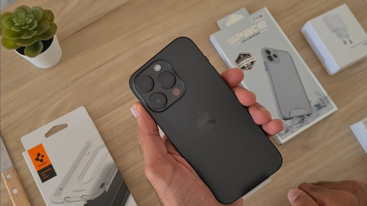 iPhone 14 Pro 256Gb Space Black Unboxing + Accessories - YouTube