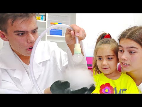 Stacy y Mia muchas historias para niños | Nastya Artem Mia ESP