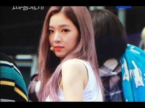 Red Velvet IRENE try not to fangirl/boy challenge in 2 min