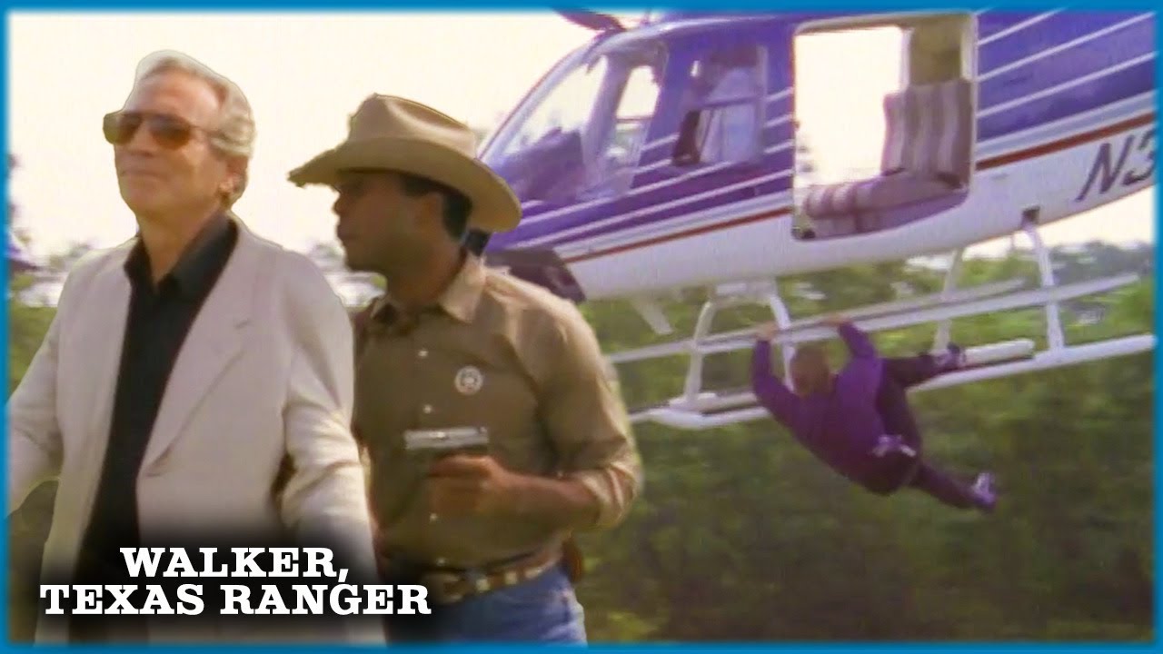 Walker And Trivette Halt Heli Escape | Walker, Texas Ranger - YouTube