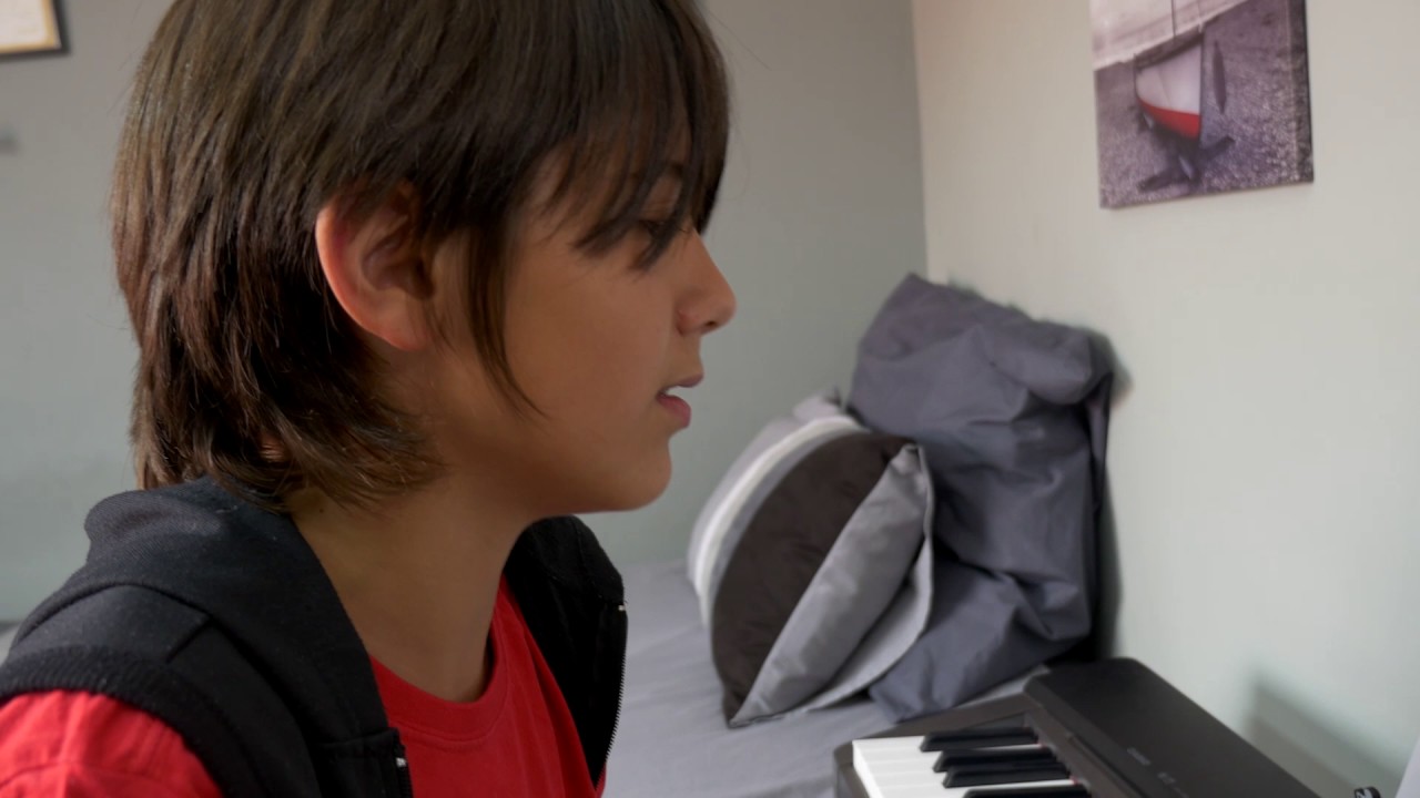 True Colors [Cindy Lauper] Henno William Cover - YouTube