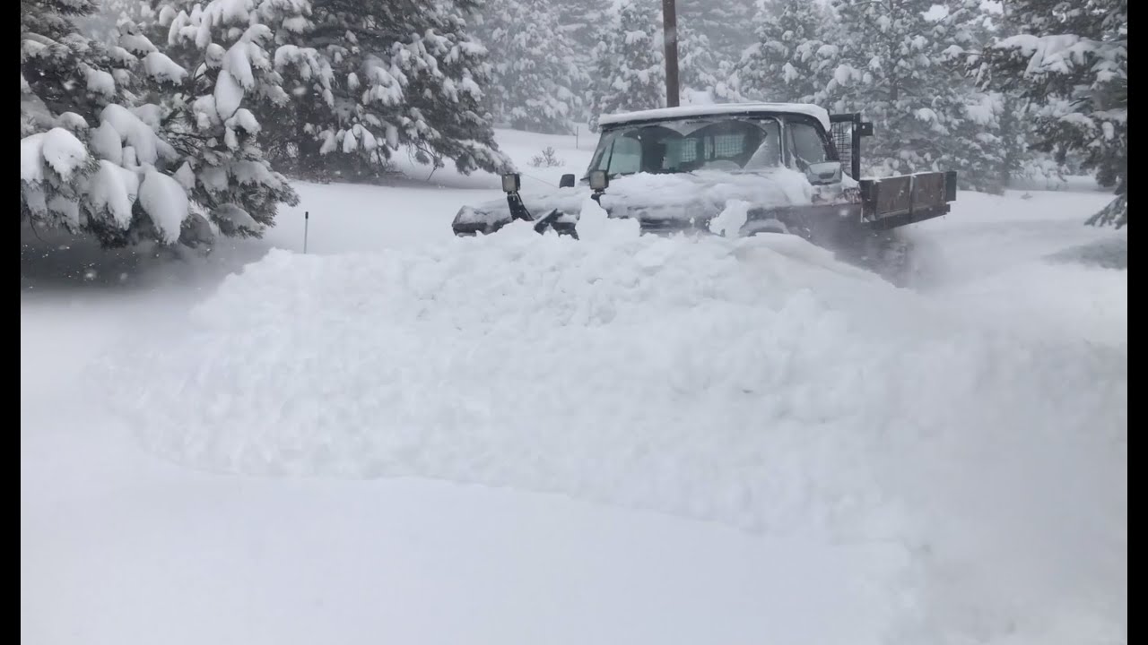 More Snow Dodge! '67 Power Wagon snow plow in Colorado - YouTube