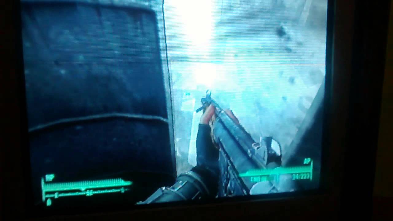 Fallout 3 : Being stuck in a Metro Protectron Cell - YouTube