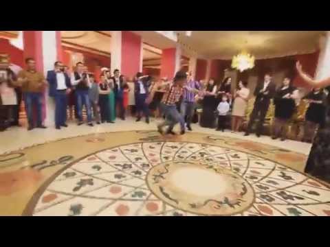 Лезгинка на дагестанской свадьбе #2025 #оченькрасиво #дагестанскаясвадьба #чеченскаяпесня #лезгинка