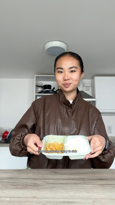 Lada Makes Thai Food | UGC example #food #thaifood #ugc - YouTube