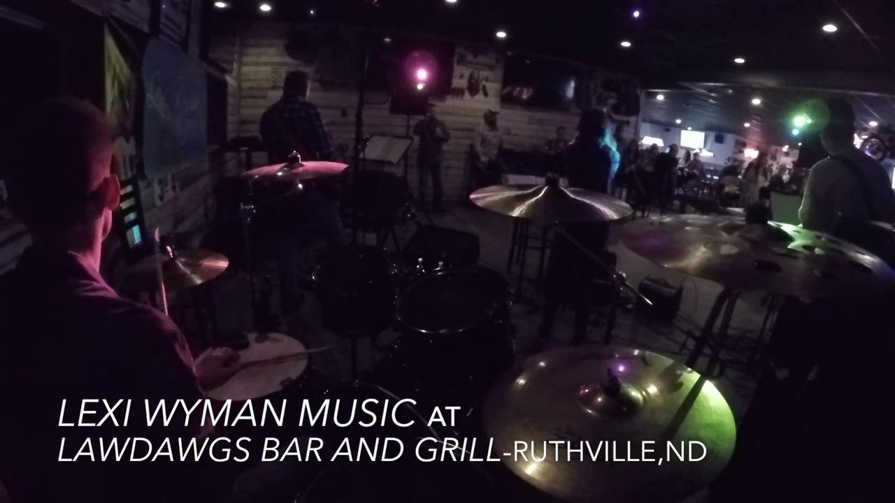 Performing with Lexi Wyman at Lawdawgs Bar and Grill - YouTube