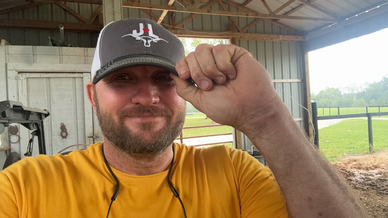 Longhorn Lester's is live at JL - YouTube